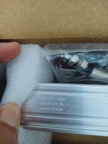 LINEAR POTENTIOMETER DISPLACEMENT SENSOR MODEL: KTC-100MM 3.4กิโลโอห์ม (KEEN-TE) ราคา 3,168 บาท