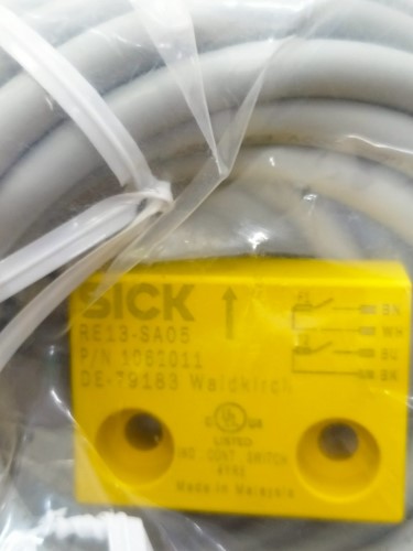 SICK SAFETY SWITCH MODEL: RE13-SA05 P/N: 10602011 ราคา 1,890.00 บาท