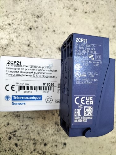 TELEMECANIQUE LIMIT SWITCH XCK-PK2121P16=ZCP21+ZCE21+ZCPEP16 ราคา 930 บาท