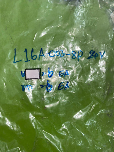 L16A-003-8P D 24V สีขาว ราคา 30 บาท