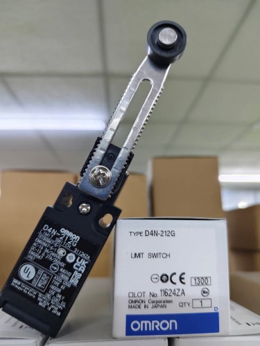 OMRON LIMIT SWITCH MODEL: D4N-212G ราคา 466.20 บาท