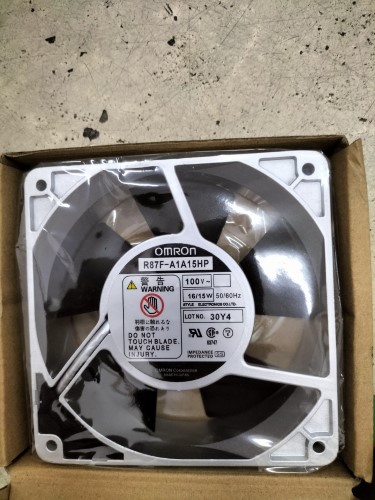 OMRON FAN MODEL: R87F-A1A15HP 100V 16/15W ราคา 1,050 บาท