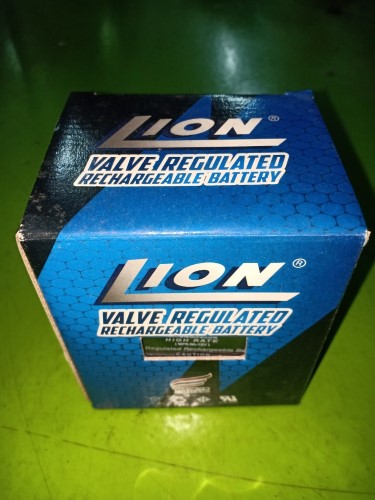 LION RECHARGABLE BATTERY HGL5.5-12 12V 5.5Ah ราคา 500 บาท
