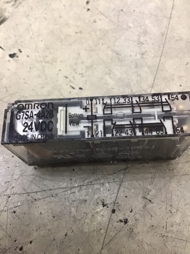 OMRON G7SA-4A2B DC24V ราคา 600 บาท