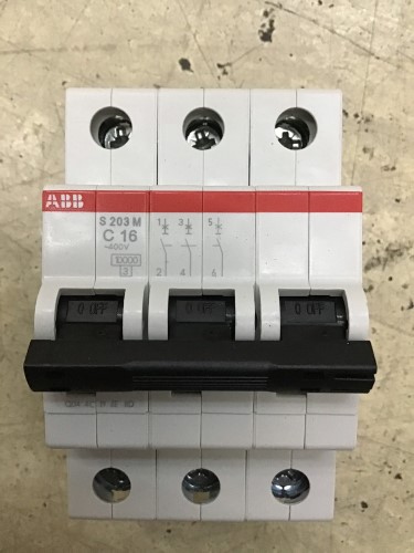 ABB S203M-C16 3P 16A ราคา 1,142 บาท