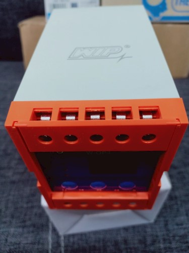 WIP DIGITAL PHASE PROTECTOR MODEL: W-OP4 3P 4W 380-415V ราคา 1,200 บาท