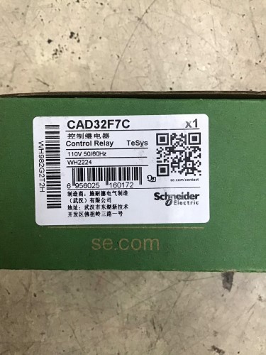 SCHNEIDER CAD32F7 ราคา 740 บาท