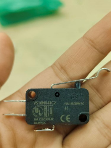 HIGHLLY MICRO SWITCH MODEL: VS10N041C2 10A 125/250VAC 3A 24VDC ราคา 250 บาท