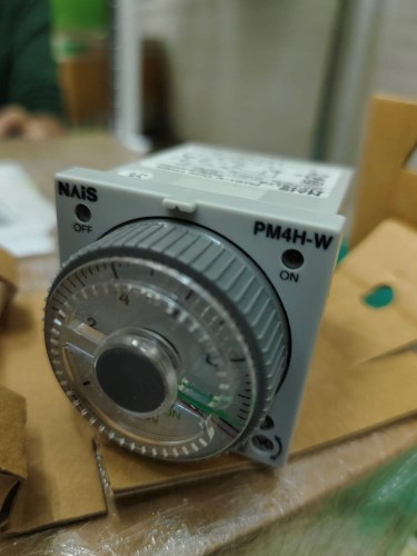 NAIS TIMER MODEL: PM4HW-H AC240V ราคา 5,782 บาท