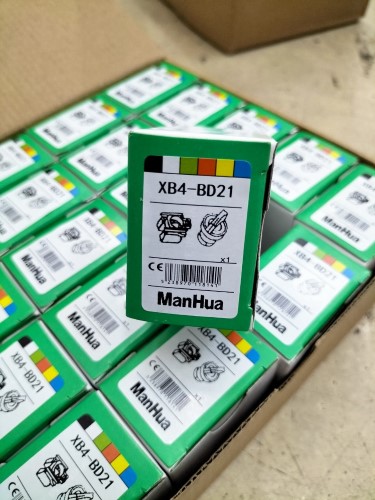 SCHNEIDER MODEL: XB4-BD21 ราคา 226.05 บาท