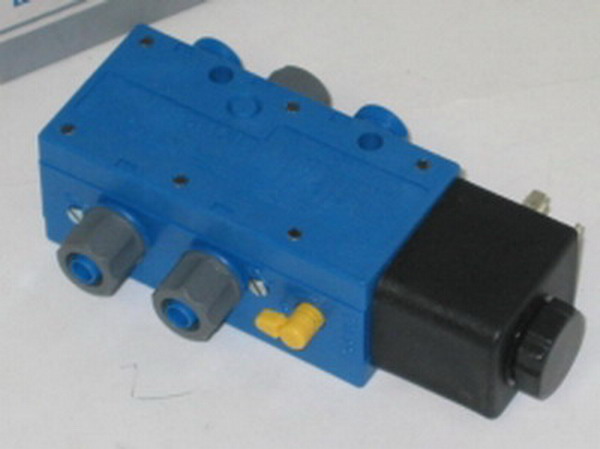 REXROTH BOSCH GROUP, SERIES 740, SINGLE SOLENOID 5/2 VALVE