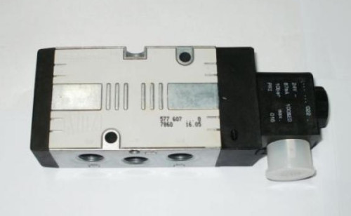 AVENTICS – Bosch Rexroth, 577 607... 5/2 Way 1/4 Single Solenoid