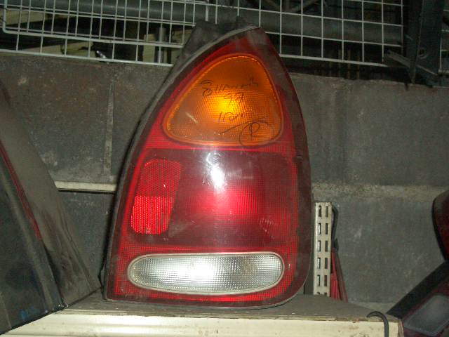 อะไหล่ TOYOTA CROWN MS133-MS135 โตโยต้า คราวน์ เอ็มเอส133-เอ็มเอส135 ไฟท้าย