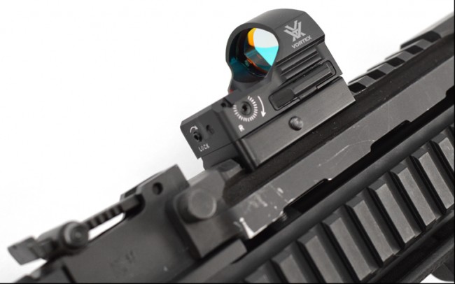 กล้องจุดแดง Vortex Razor Red Dot (6 MOA)