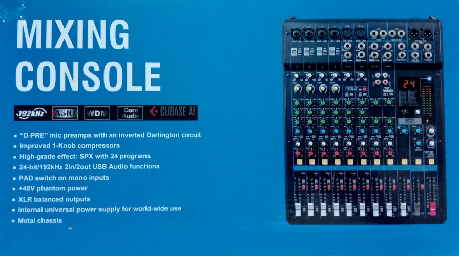 MAX MG12XU 12-Channel Mixing Console