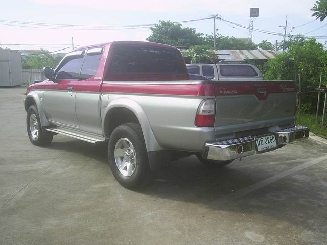 Rqq MITSUBISHI STRADA MEGA CAB 2.8 GLX 4WD ปี 2002 สีแดงบรอนซ์ทูโทน ...