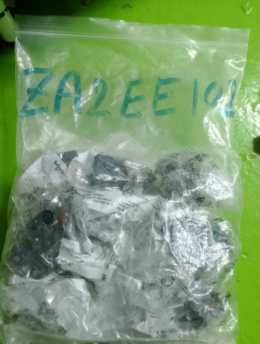 SCHNEIDER ZA2EE102 ราคา 45 บาท