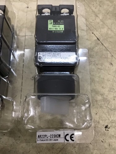 FUJI AR22PL-220H3W ราคา 500 บาท