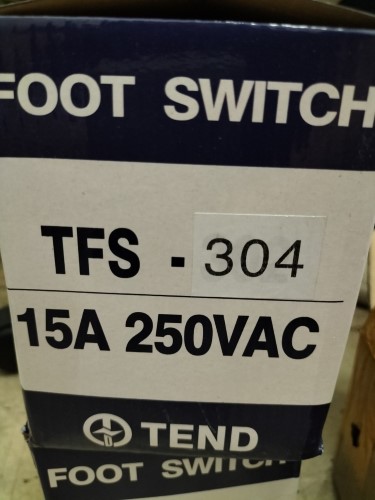 TEND FOOT SWITCH TSF-304 15A 252VAC ราคา 1,606 บาท