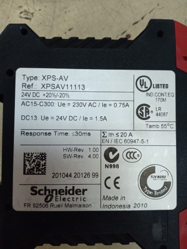 SCHNEIDER XPSAV11113 EMERGENCY RELAY 24VDC ราคา 16,800 บาท