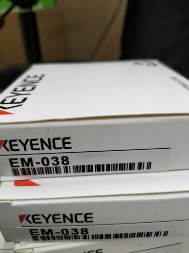 KEYENCE MODEL: EM-038 12-24VDC ราคา 1,200 บาท