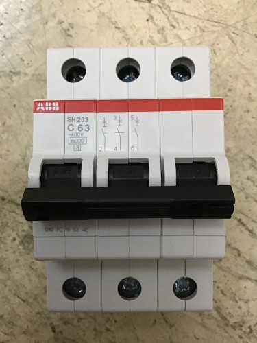 ABB SH203-C63 ราคา 930 บาท