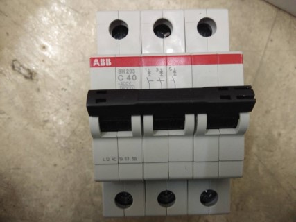 ABB SH203-C40 ราคา 685 บาท