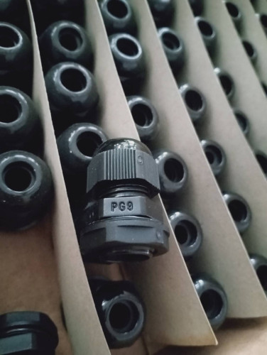 LUG NUT PG9 ราคา 17 บาท