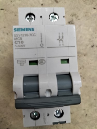 SIEMENS MODEL: 5SY4210-7 ราคา 1,123 บาท