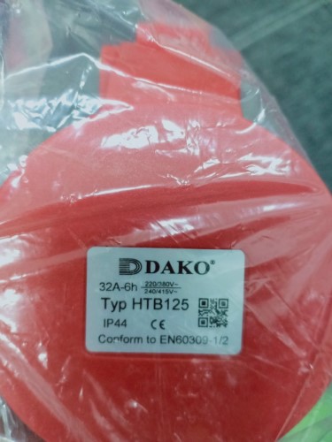 DAKO PLUG MODEL: HTB125 32A-6H 3P+N+E IP44 ราคา 225.00 บาท