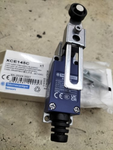 TELEMECANIQUE SENSORS MODEL: XCE145C ราคา 1,156.40 บาท