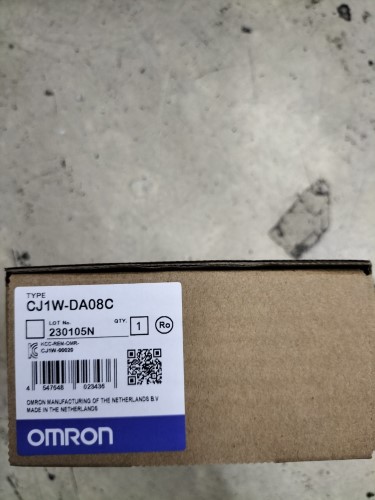 OMRON MODEL: CJ1W-DA08C ราคา 11,800 บาท