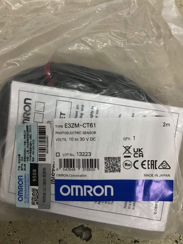 OMRON E3ZM-CT61 ราคา 7,900 บาท