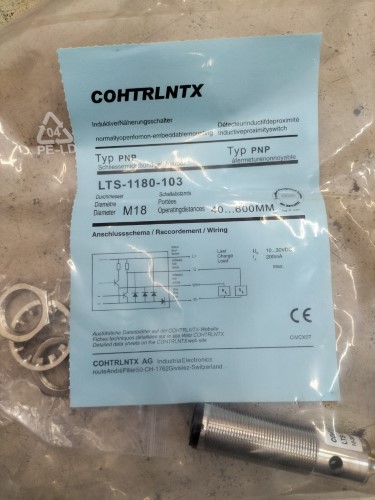 CONTRINEX PHOTO SENSOR MODEL: LTS-1180-103 S:40-600MM. ราคา 3,000 บาท