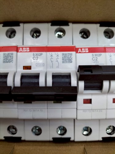 ABB MODEL: S302P-C2 ราคา 2,239.38 บาท