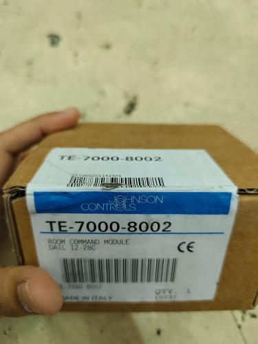 JOHNSON CONTROLS MODEL: TE-7000-8002 ROOM COMMAND MODULE 12-28C ราคา ...