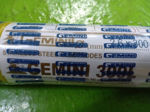 ลวดเชื่อมสแตนเลส GEMINI-309L 26X300MM. ราคา 380 บาท