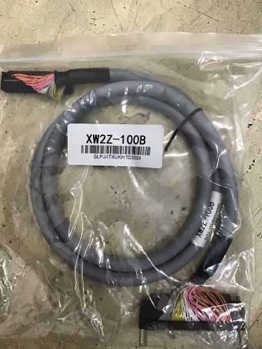 OMRON XW2Z-100B ราคา 1,400 บาท