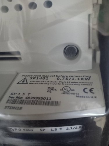 CONTROL TECHNIQUES EMERSON MODEL: SP1401 0.75/1.1KW ราคา 49,980 บาท