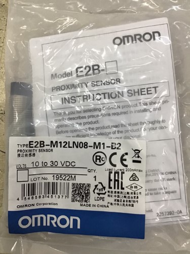 OMRON E2B-M12LN08-M1-B2 ราคา 900 บาท