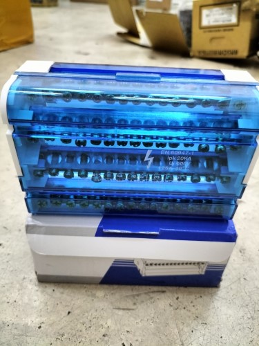 WKDQ TERMINAL BLOCK BAR MODEL: UK-415 BLUE ราคา 1,350 บาท