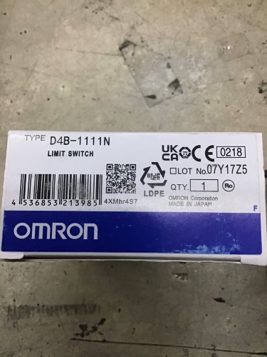 OMRON D4B-1111N ราคา 960 บาท