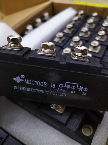 SILING DIODE POWER MODULE MODEL: MDC100B-18 ราคา 980.00 บาท