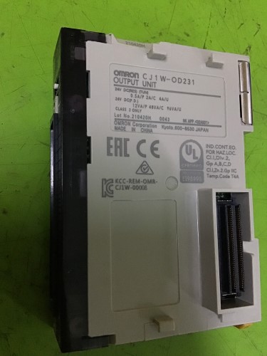 OMRON CJ1W-OD231 ราคา 3,000 บาท