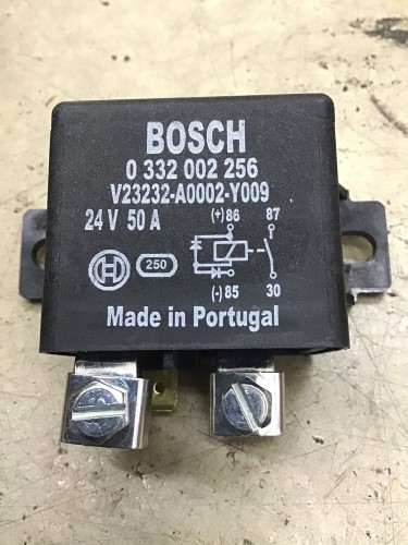 BOSCH 0332002256 V23232-A0002-Y00 24V 50A ราคา 3,515 บาท