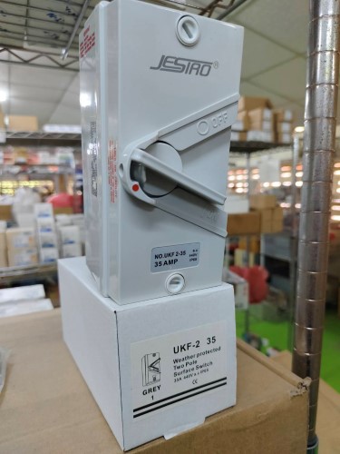 JESIRO WEATHER PROTECTED SURFACE SWITCH UKF2-35 35A 440V ราคา 350 บาท