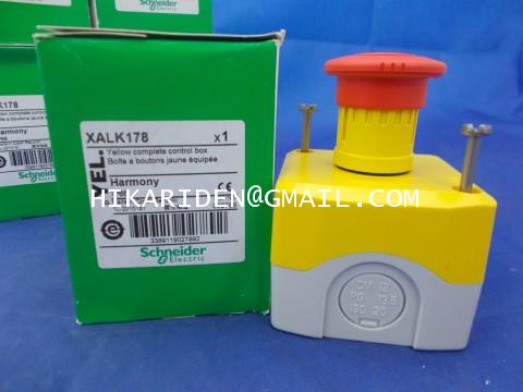 Schneider Electric XALK178 ราคา 856 บาท