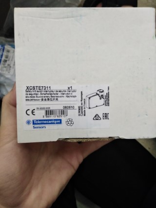 TELEMECANIQUE XCSTE7311 ราคา 6050 บาท