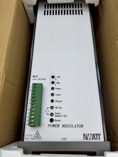 W5 SERIES POWER REGULAT MODEL: W5TP4V180-24J ราคา 26,352.00 บาท