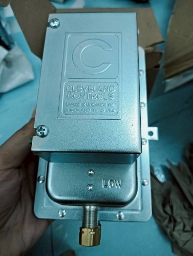 CLEVELAND CONTROLS AIR DIFFERENT PRESSURE SWITCH MODEL: AFS-222 ราคา ...